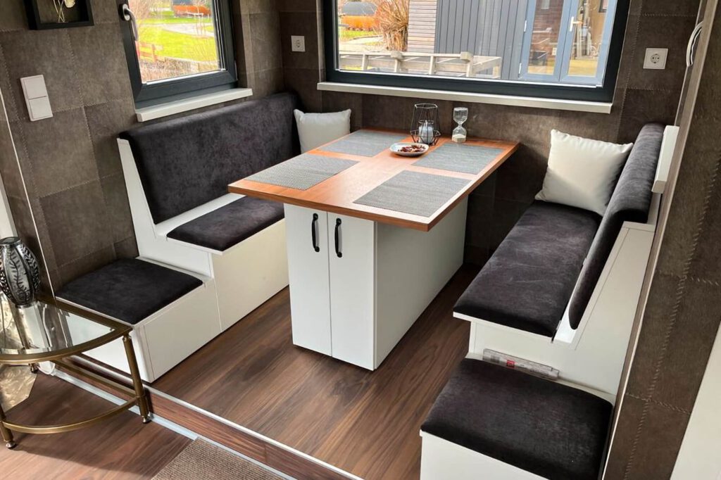 Tiny House 12 - Dubai | Tiny House mieten - Direkt am See - Urlaub am ...